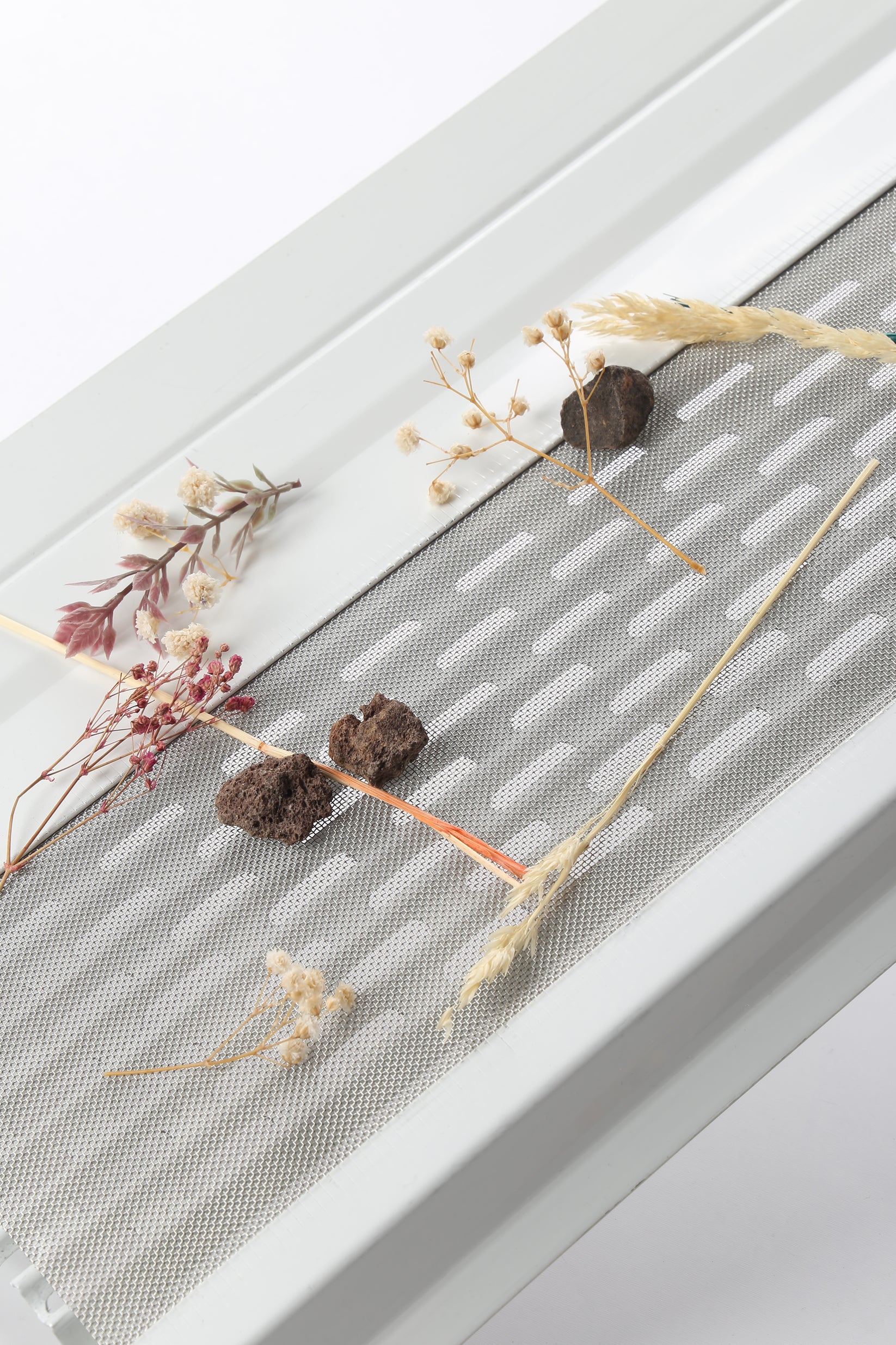 Flat Micromesh Guards for 7-inch Gutters – Art of Gutter